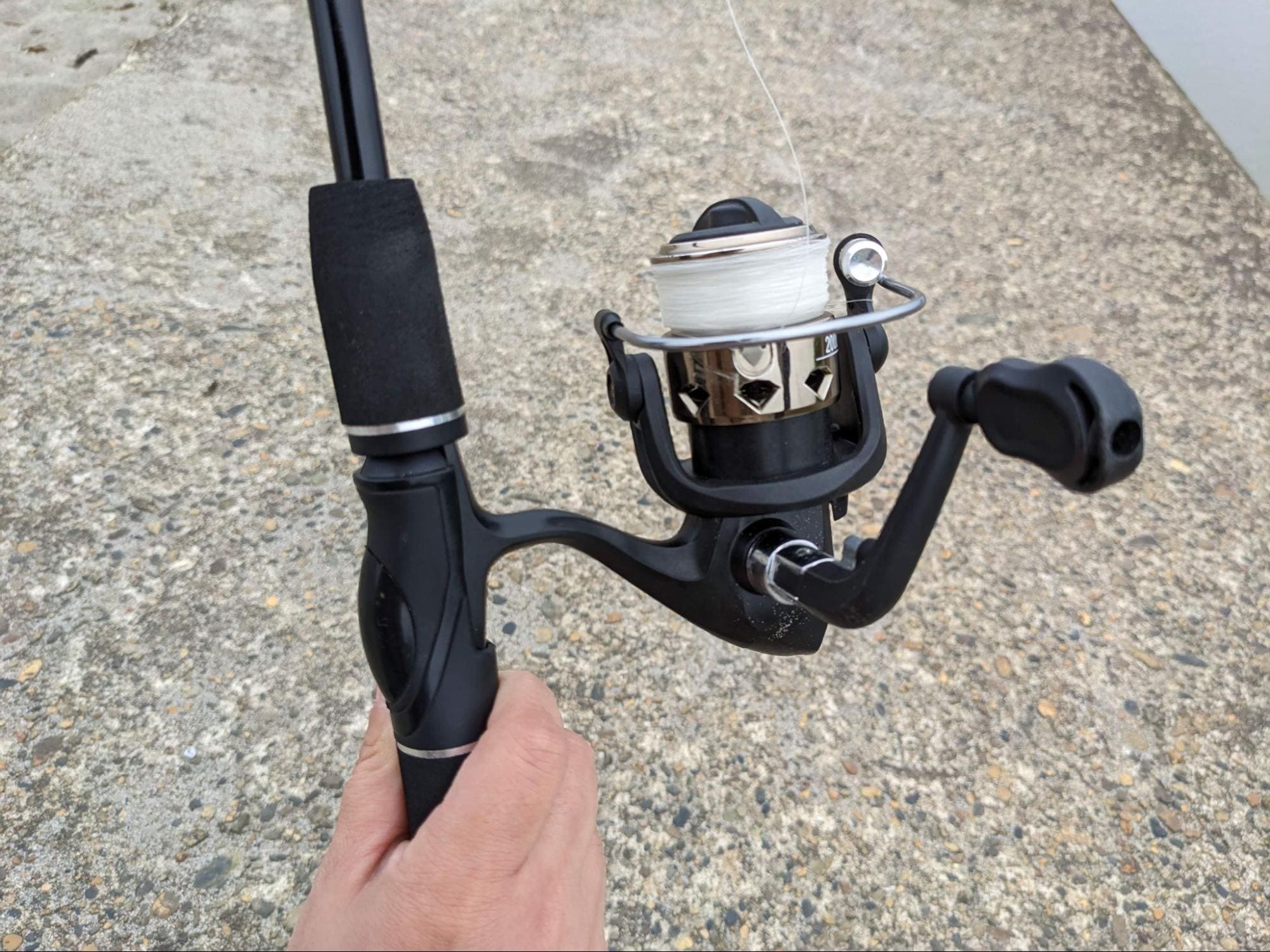 「揚げたてキス天が食べたい！」100均ダイソー「総額1760円ルアーロッド」使用「釣りキャリア2か月初心者」の「サーフ投げ釣り」チャレンジレポ｜アクティビティ｜ニュース｜BRAVO MOUNTAIN