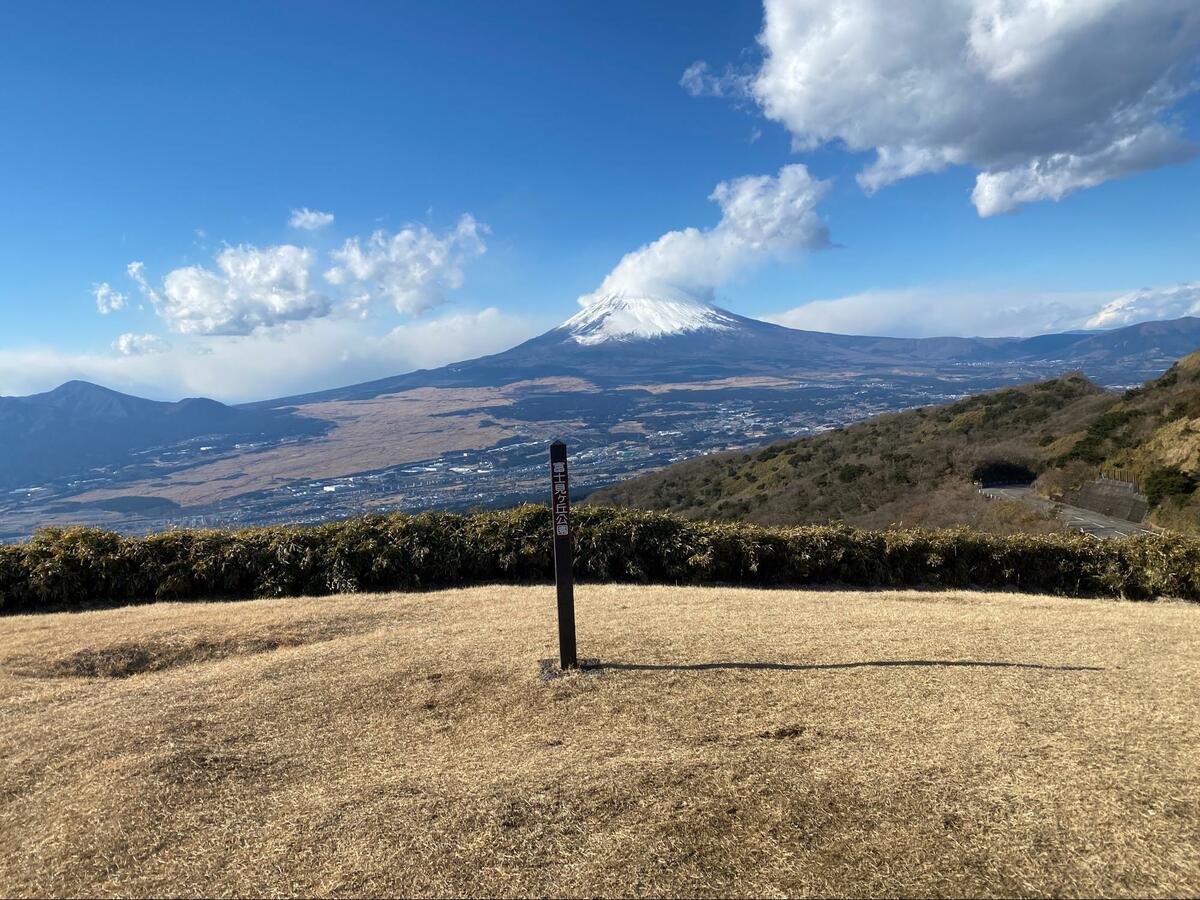 その名も「ガイリーン」！ 富士山・芦ノ湖・大涌谷を望む箱根外輪山「50kmトレッキングコース」5つの魅力｜登山｜ニュース｜BRAVO MOUNTAIN