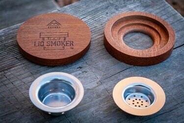 カップ一つで気軽に燻製が楽しめる! お酒やおつまみがレベル カップ一つで気軽に燻製が楽しめる! お酒やおつまみがレベル